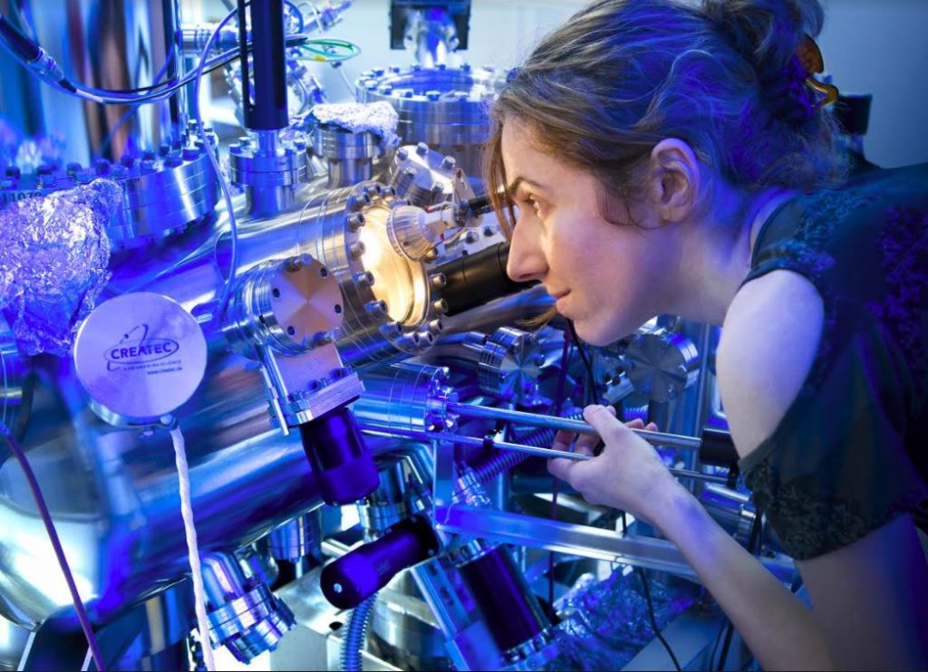 原子尺度的材料工程，灵感来自自然| ARC未来低能电子技术卓越中心 - 雷竞技raybeta