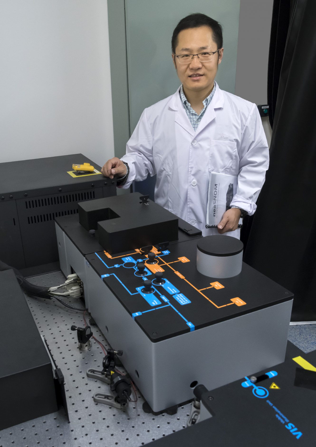 FLEET的Qiaoliang Bao是澳大利亚纳米技术| ARC未来低能电子技术卓越中心的冠军 - 雷竞技raybeta