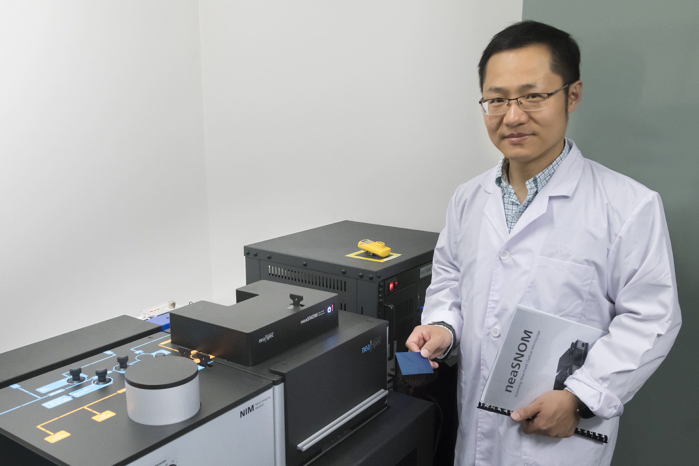 FLEET的Qiaoliang Bao是澳大利亚纳米技术| ARC未来低能电子技术卓越中心的冠军 - 雷竞技raybeta