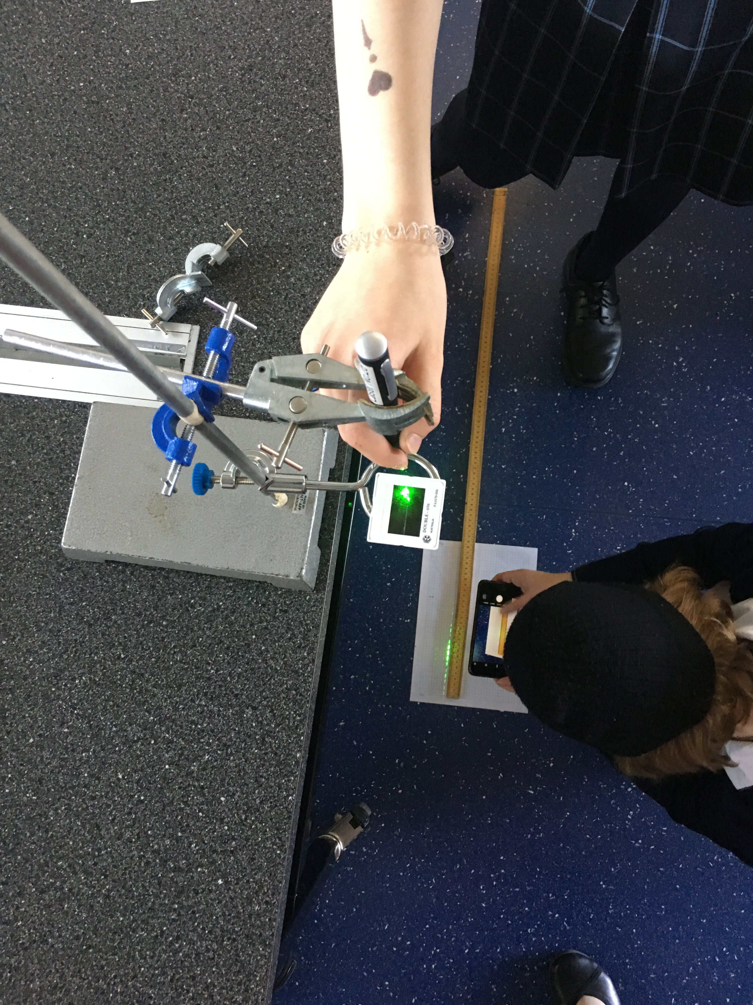 学生确认FLEET未来计算单元| ARC未来低能电子技术卓越中心的好处 - 雷竞技raybeta