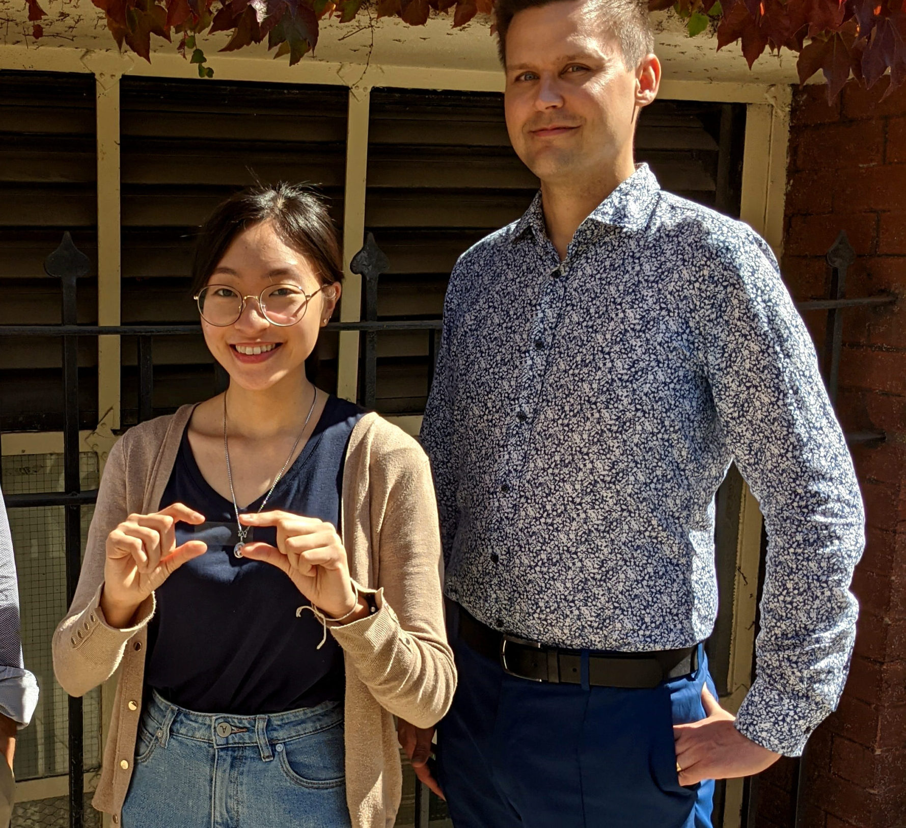 FLEET翻译:液态金属印刷氧化物延长LED器件寿命| ARC未来低能电子技术卓越中心 - 雷竞技raybeta